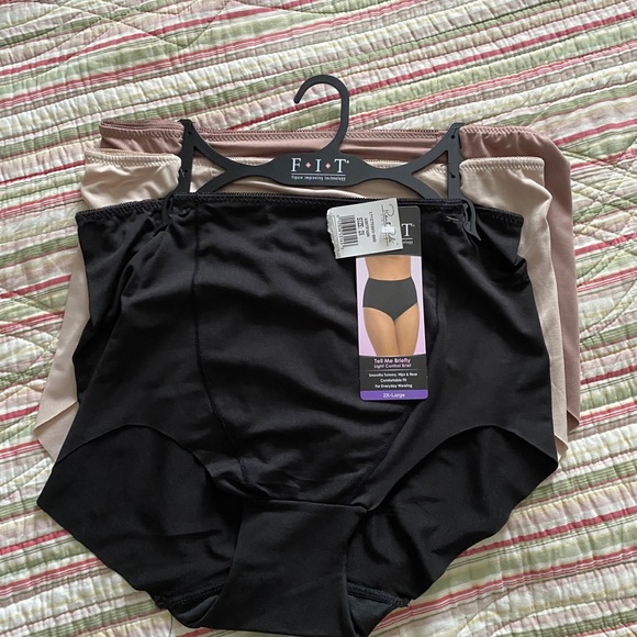 Rene Rofe | Intimates & Sleepwear | Nwt Fit Ren Rofe Light Control ...